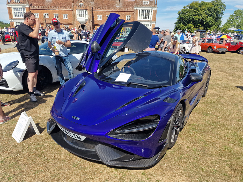 Helmingham Hall Car show ’22- 104 – One Man And His Mustang