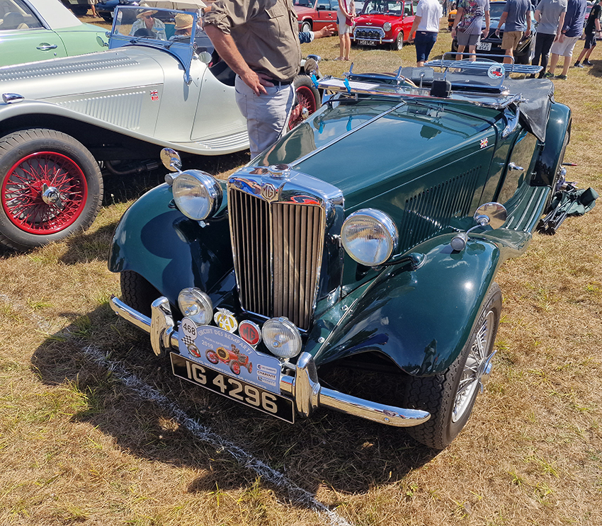 Helmingham Hall Car show ’22- 139 – One Man And His Mustang