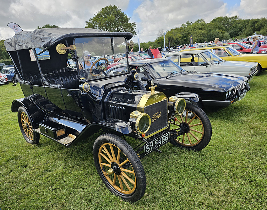 Stoneham Barns car show 2023 97 – One Man And His Mustang