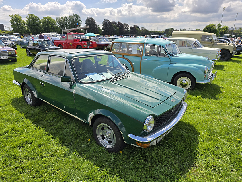 Enfield Pageant ’24 155 – One Man And His Mustang
