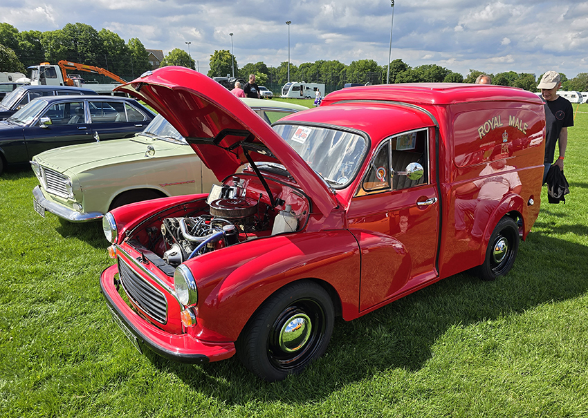 Enfield Pageant ’24 193 – One Man And His Mustang