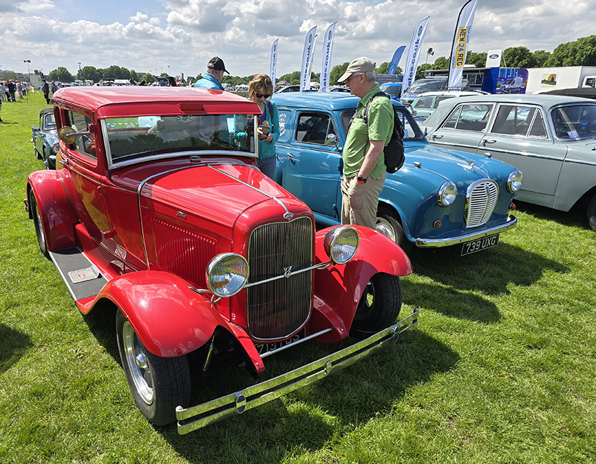 Enfield Pageant ’24 257 – One Man And His Mustang