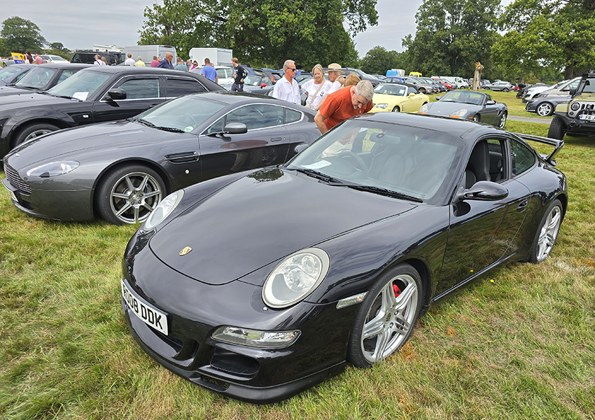Helmingham Hall car show ’24 247 – One Man And His Mustang
