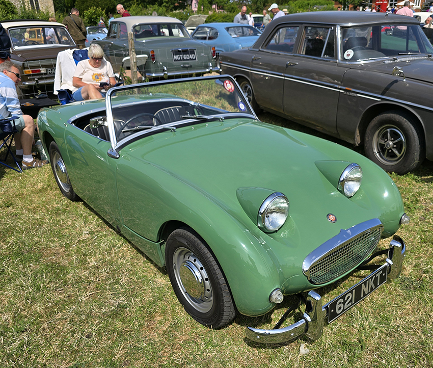 Gissing Classic Car Show 2025 37 – One Man And His Mustang